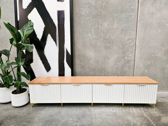 White Fluted TV unit with solid timber Top – Catwalk Furniture